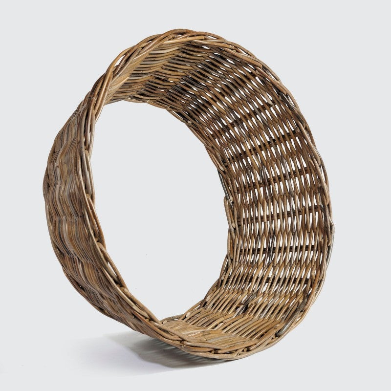 Spruce Rattan Tree Skirt